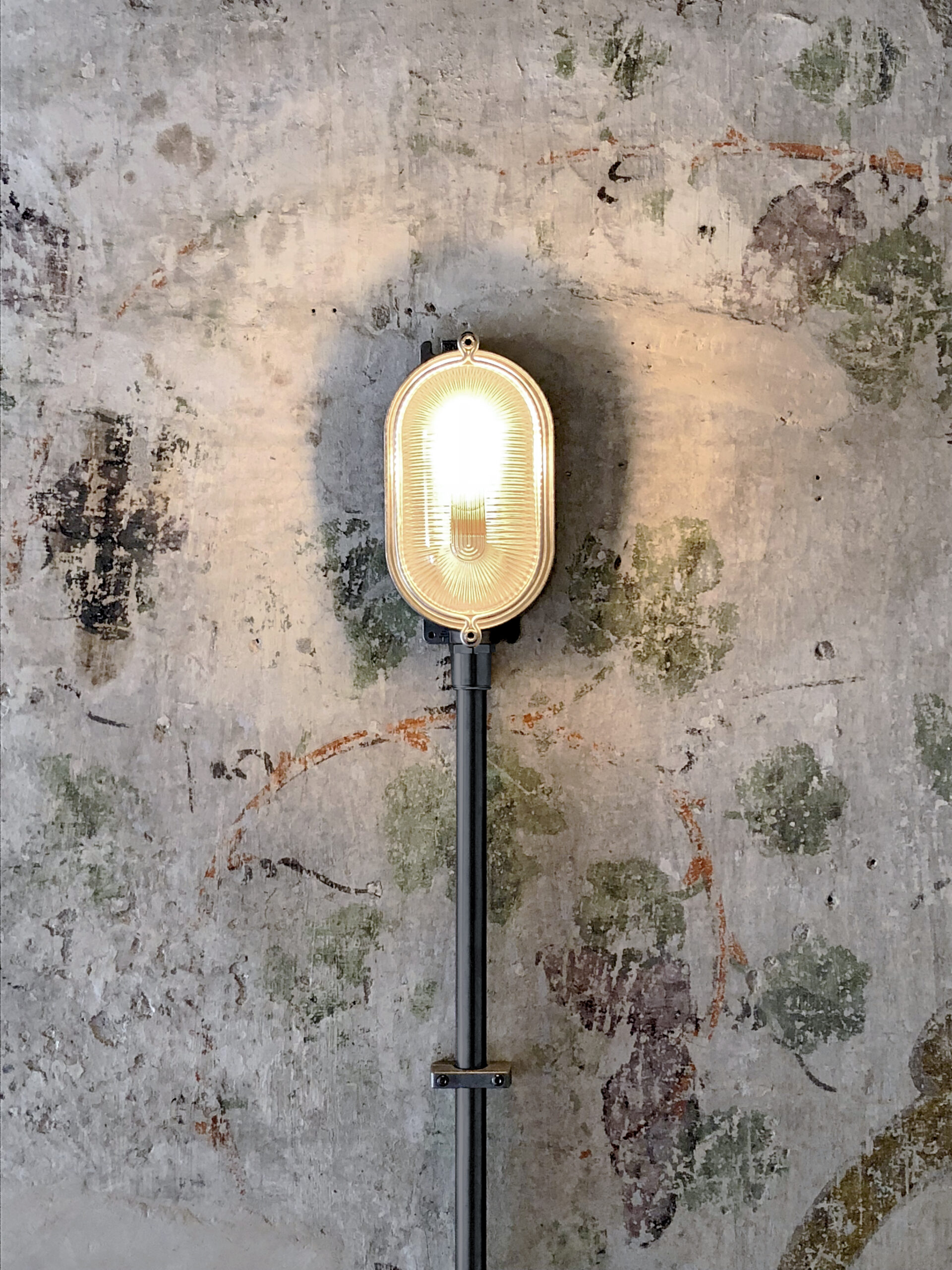 Oval Plafoniera — Genuit